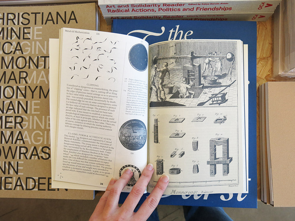 Chris Lee – Immutable: Designing History – Perimeter Books